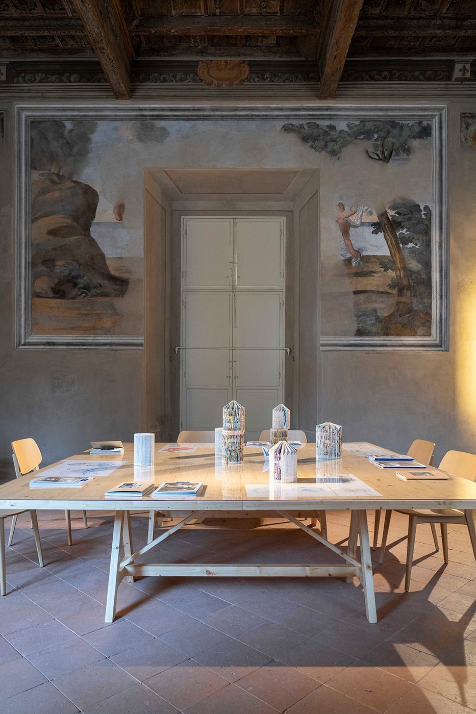 Exhibition by Stefano Arienti at Festival Filosofia 2024 | Marca Corona